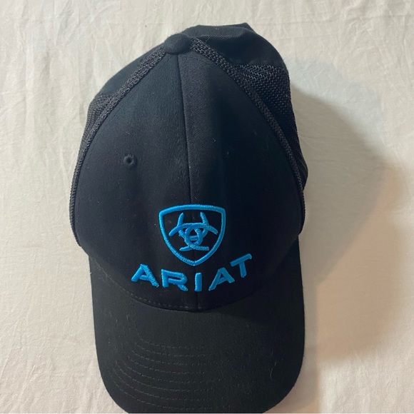 Ariat | Accessories | Ariat Cap Hat Unisex Lxl Flex Fit Adjustable ...